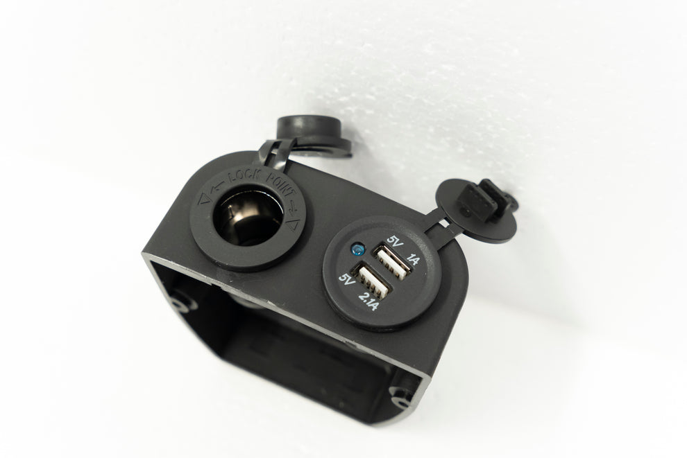 Dual USB A & Cigarette Power Plugs - Wall / Surface Mount - 12v – Carbonogy